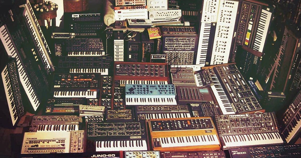 Different Types of Synthesizers Explained | PsychoSynth